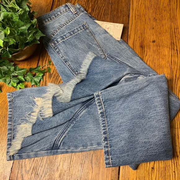 Chelsea & Violet | Jeans | Chelsea Violet Jeans Side Ruffle High Rise ...